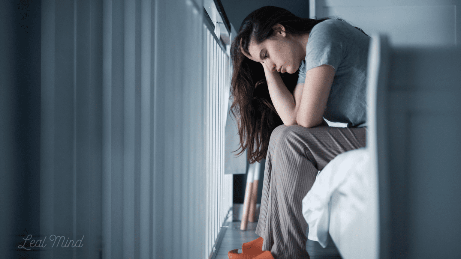 Relationship Anxiety OCD (ROCD): The Ultimate Guide | Leal Mind 2025