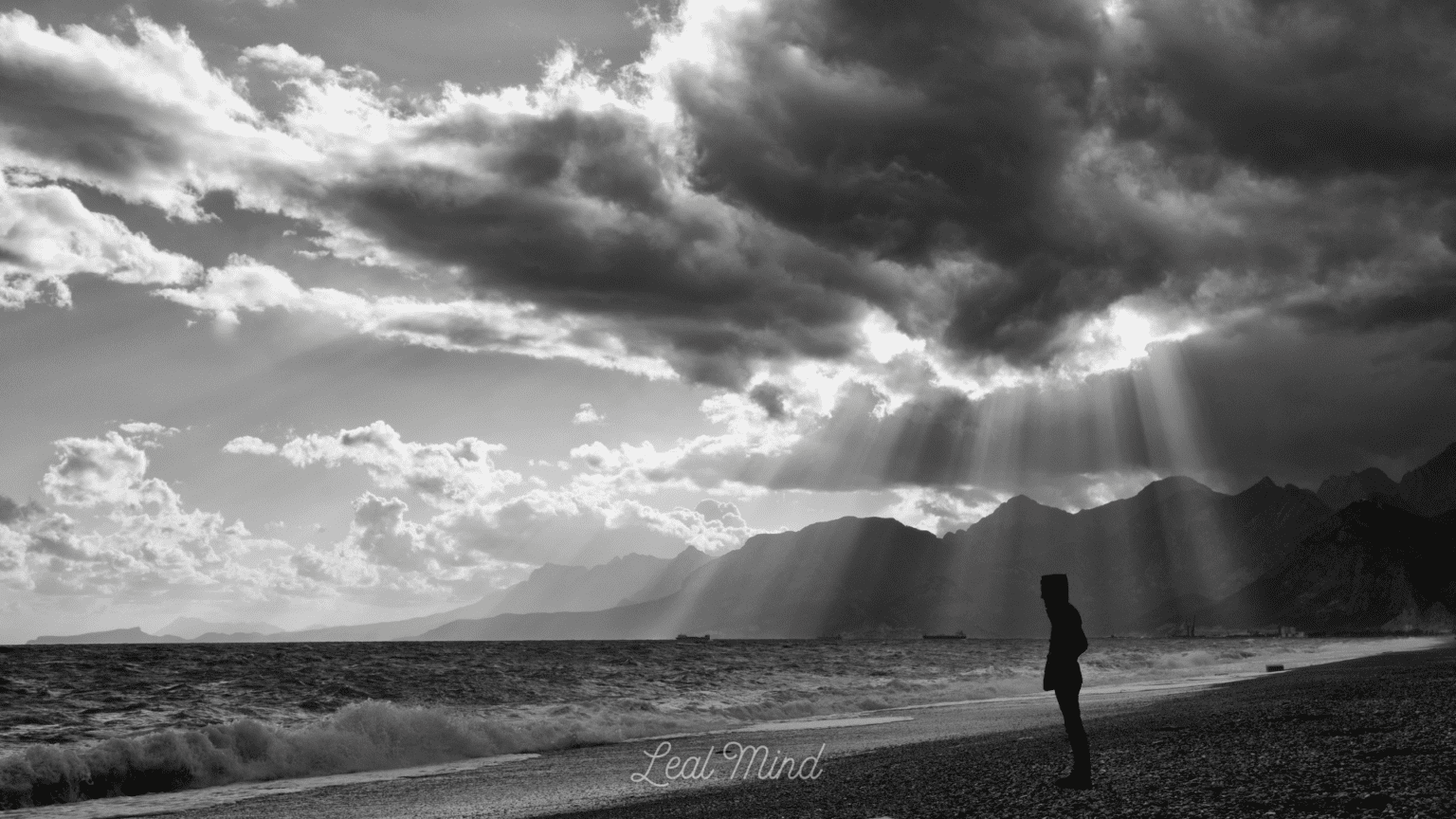 Phobia Of Being Alone: All You Need To Know Better - Leal Mind