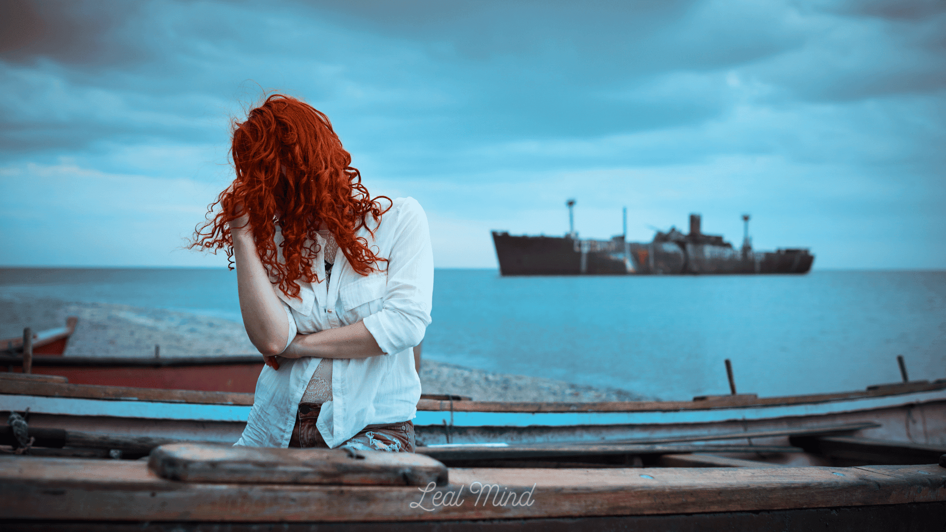 Phobia Of Being Alone: All You Need To Know Better - Leal Mind